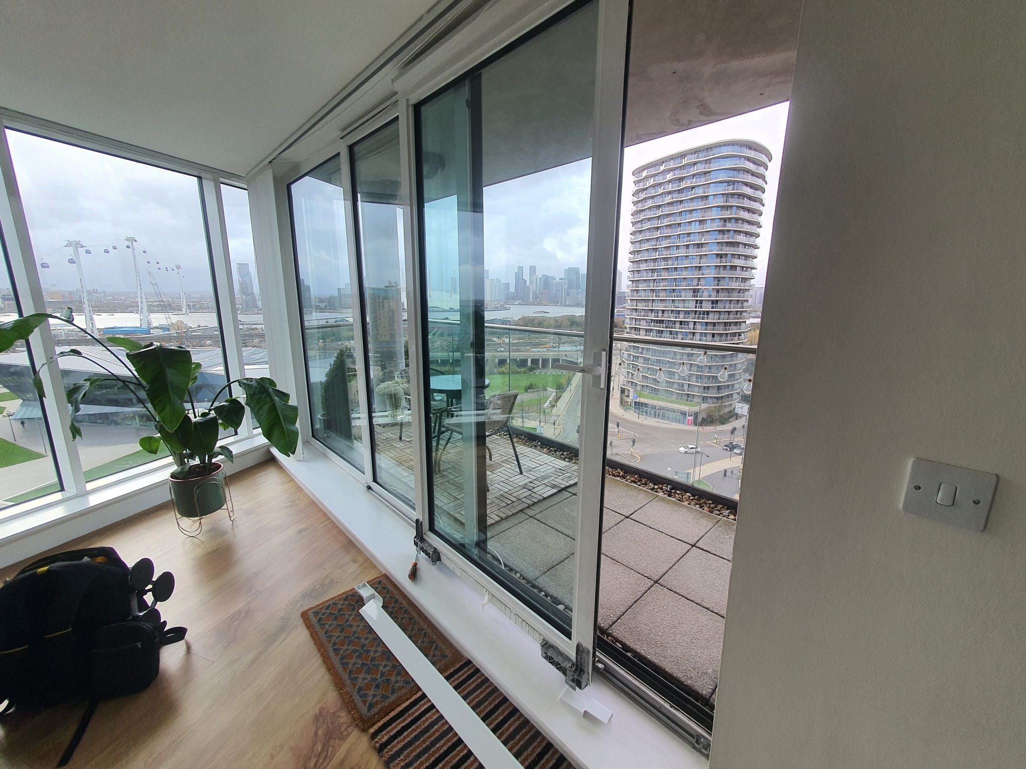 GU Tilt & Slide door Royal Victoria Docks - Sliding Balcony and Patio ...